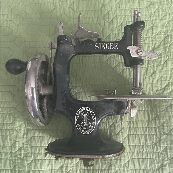 Singer | Other | Antique Collector Singer Manufacturing Co ...